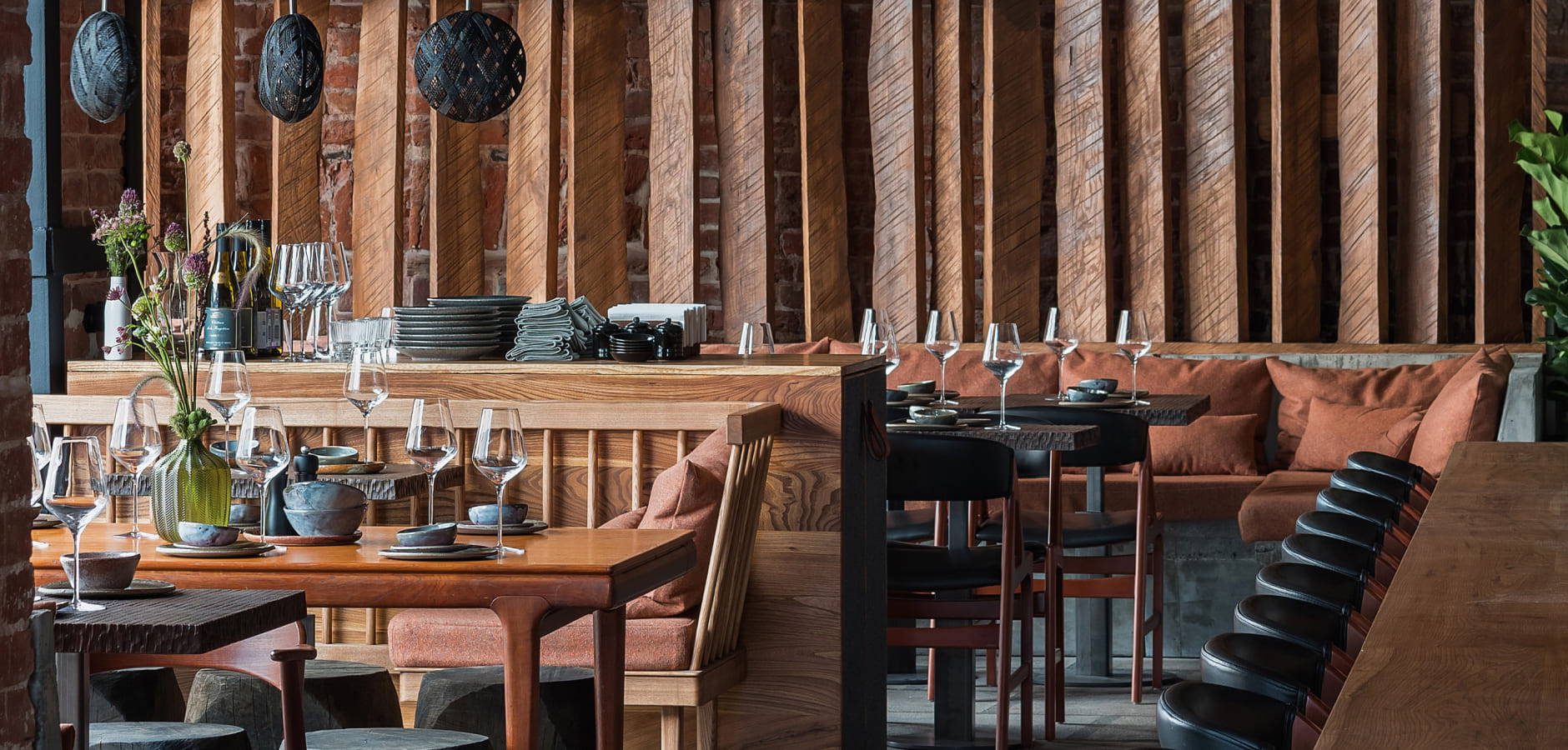 Lucky Izakaya Bar, кухня японская, аренда залов для праздников и ...